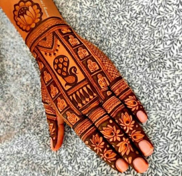 Unique Back hand Bridal Mehndi Design - Wedding Secrets
