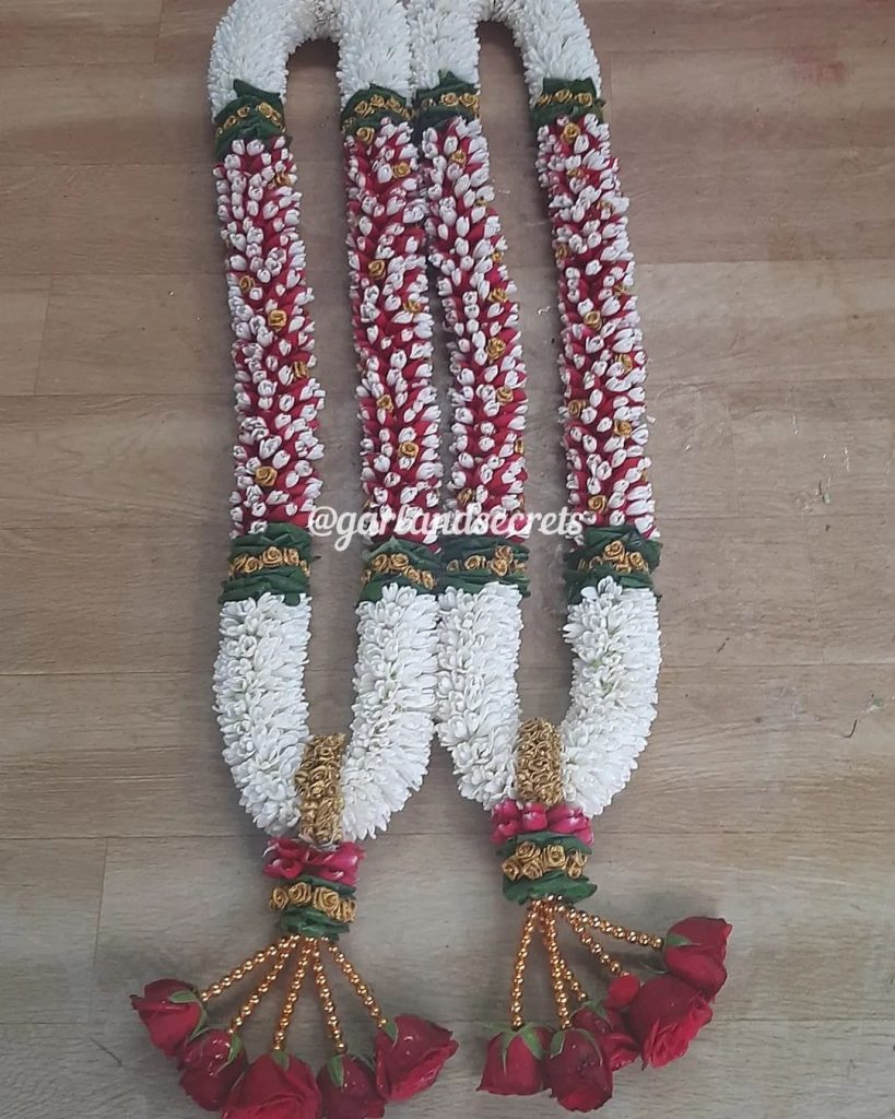 GS101 - Rose Petal Wedding Garland - Wedding Secrets