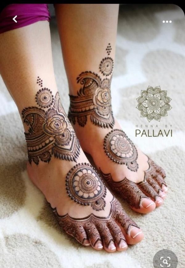 27 Latest Mehndi Design For Feet - Wedding Secrets