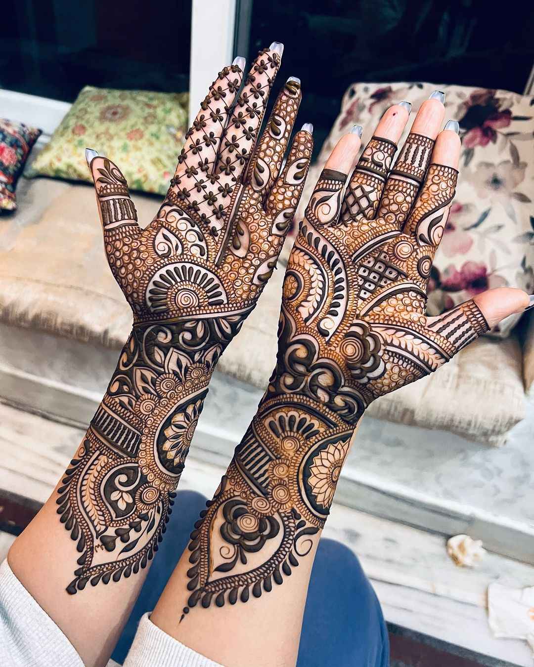 15+ Arabic Mehandi that are simple & elegant - Wedding Secrets